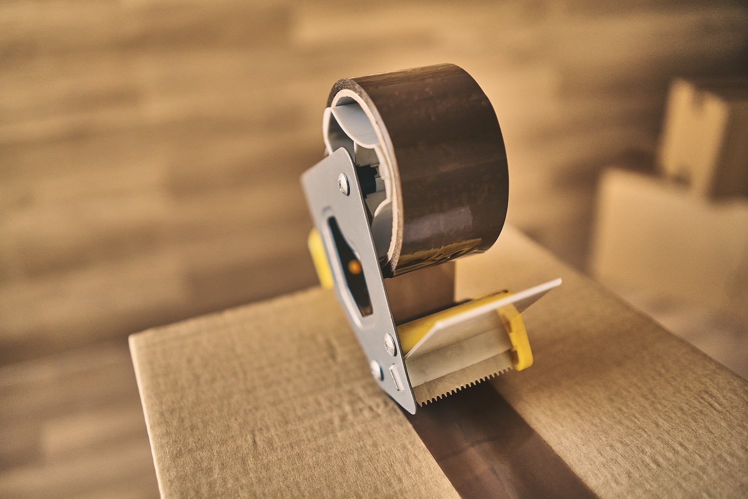 The Perfect Checklist to Have on Hand When You Move Out - Inside & Out ...